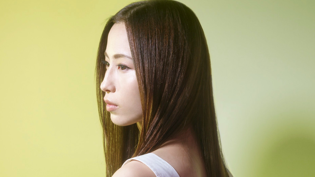 Uru、「ファーストラヴ」初回盤収録ライブ映像やMVなどのダイジェストムービーを公開 | BARKS