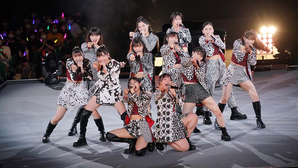 【ライブレポート】BEYOOOOONDS、初の単独武道館で見せた“唯一無二”の世界 | BARKS