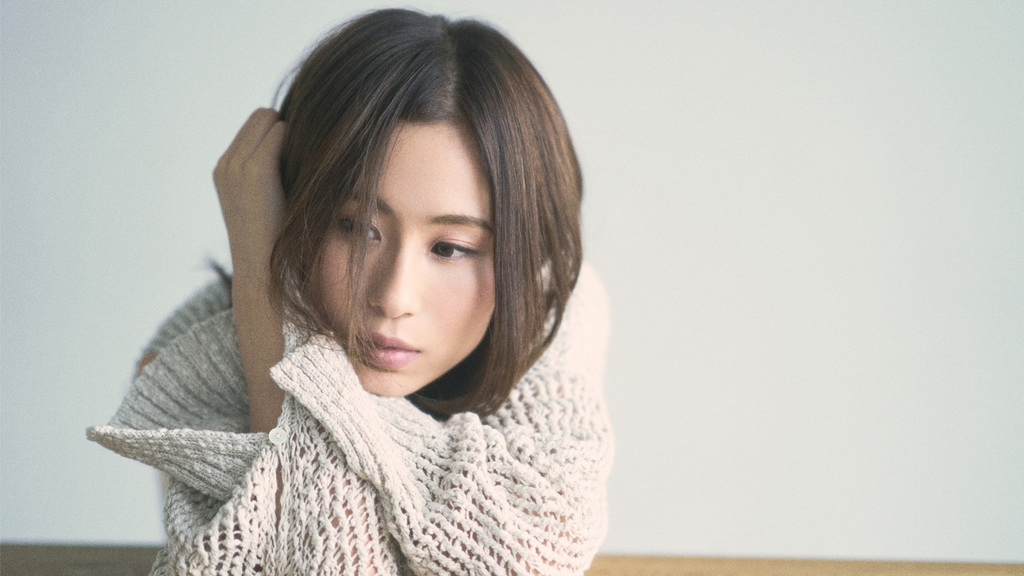 Uru、ニューアルバム『コントラスト』にAyase、橋口洋平(wacci)提供曲収録 | BARKS