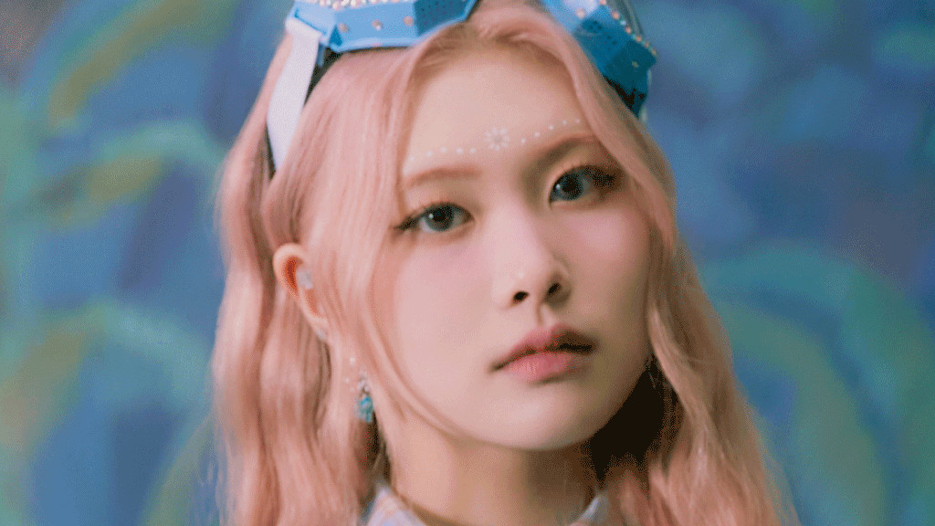 スアン(PURPLE K!SS)、初のソロ作品「Twenty (Prod.Jung Key)」の日本国内MVを公開 | BARKS