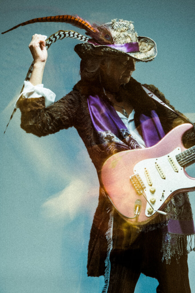 Char、日比谷野音ファイナル公演は、まるで”ギター万博公演” | BARKS