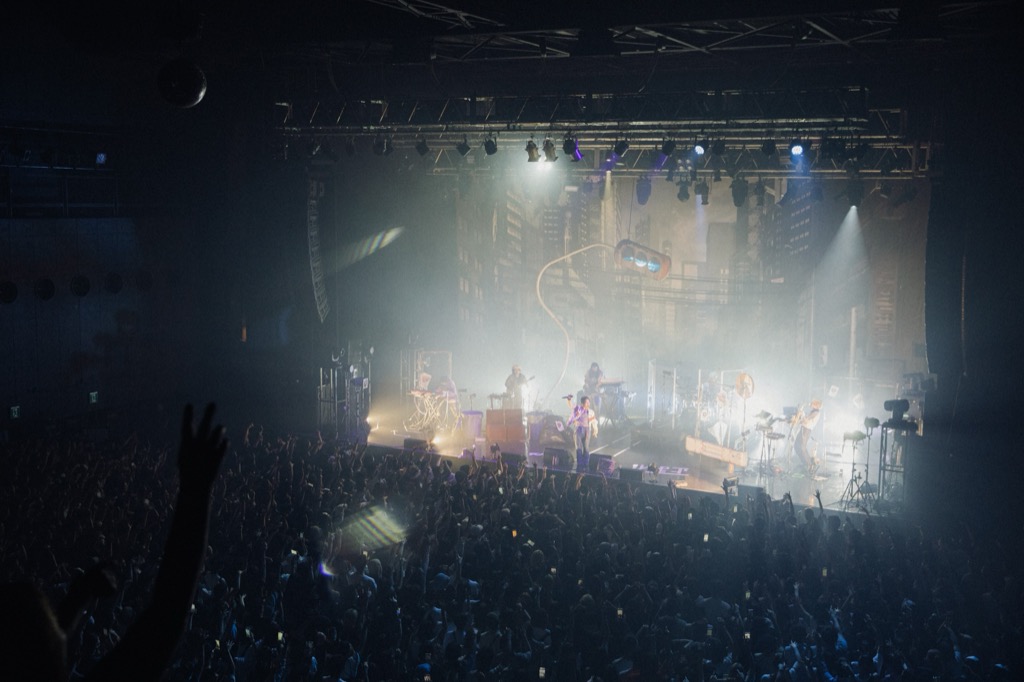 SIRUP、デビュー8周年記念ライブのゲスト陣を発表。全国ツアー＜NEXT LIFE TOUR 2025＞完走 | BARKS