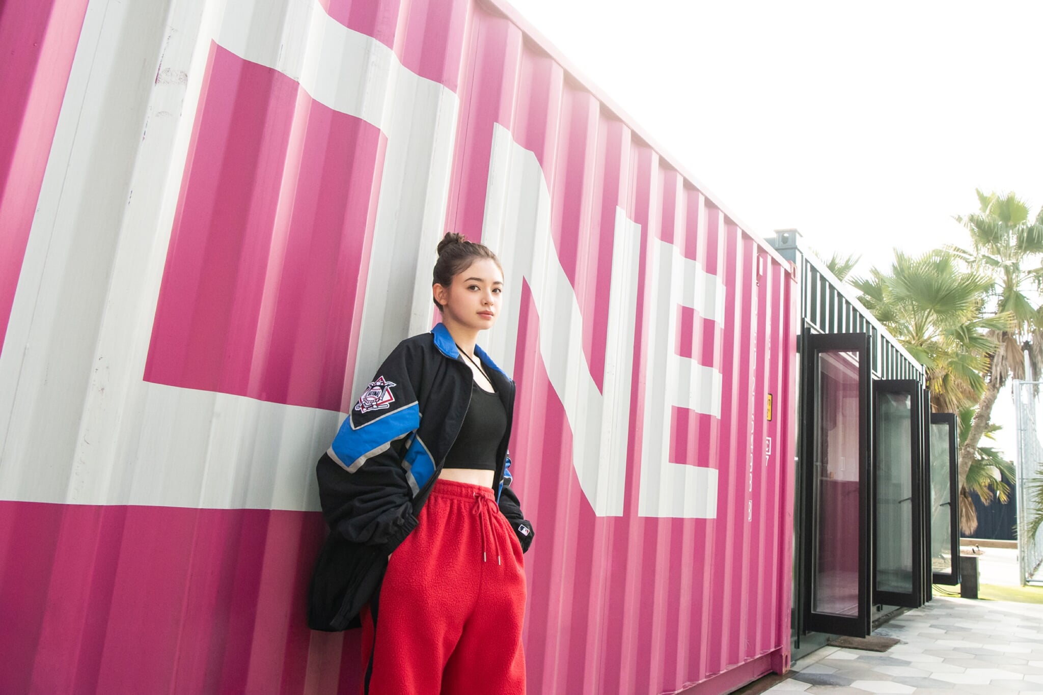 Rainy。表現者としての成長を刻む2ndアルバム『Rainy。and』を2026年1月リリース | BARKS